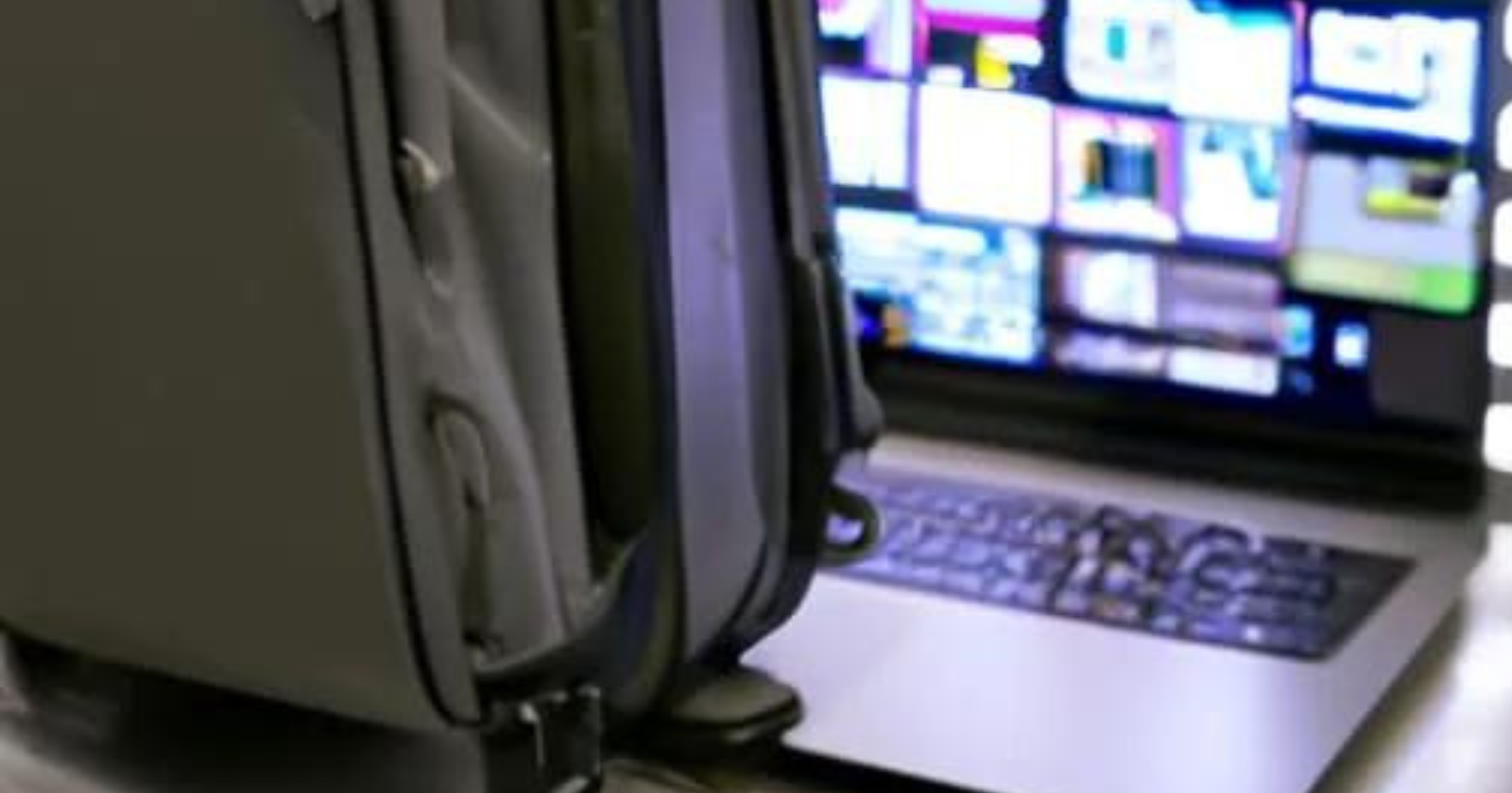What Is A TSA-Friendly Laptop Bag For Travel?